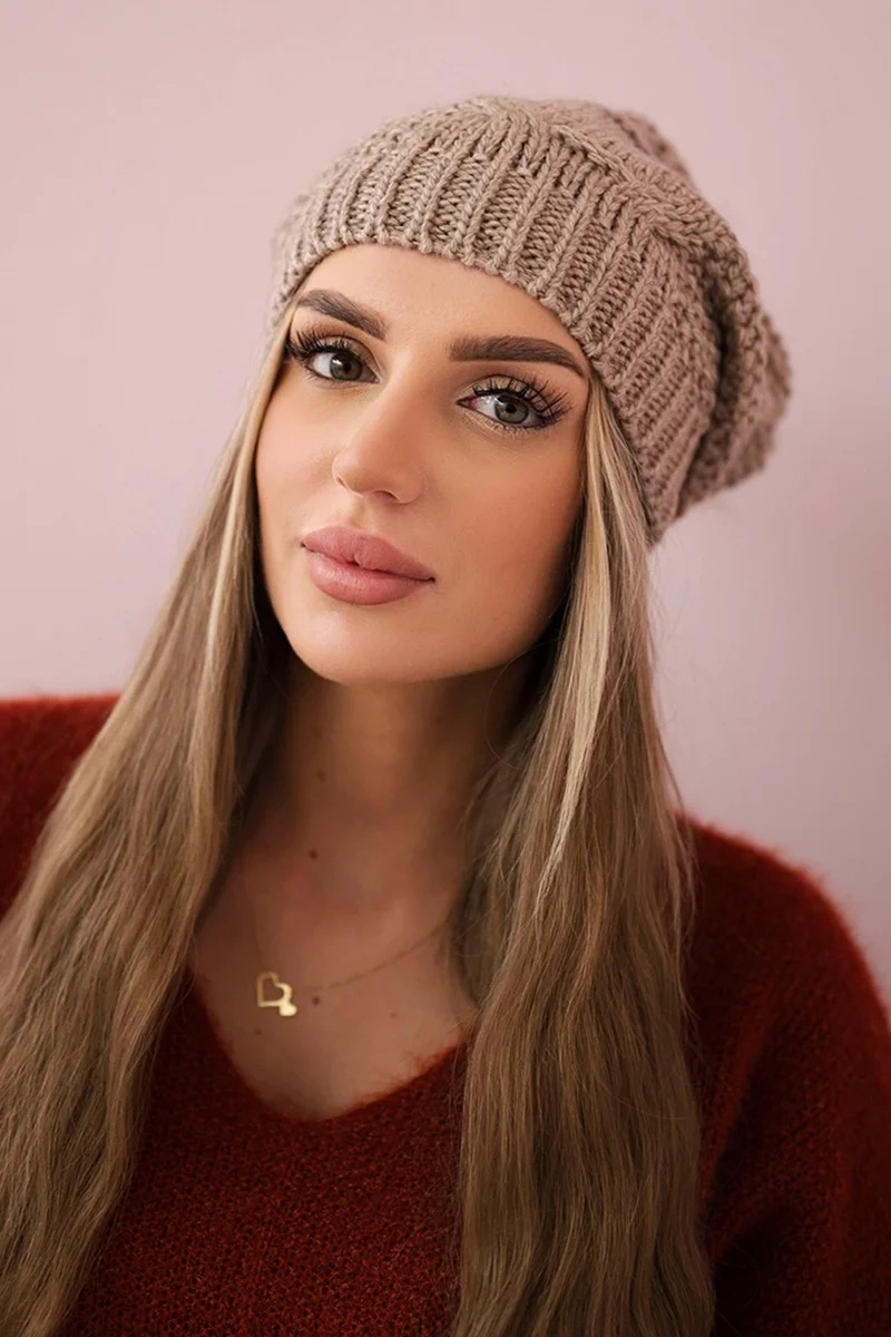 Cap with fleece Sandra K210 dark beige. Czapki damskie. Hurtownia-Kesi ...